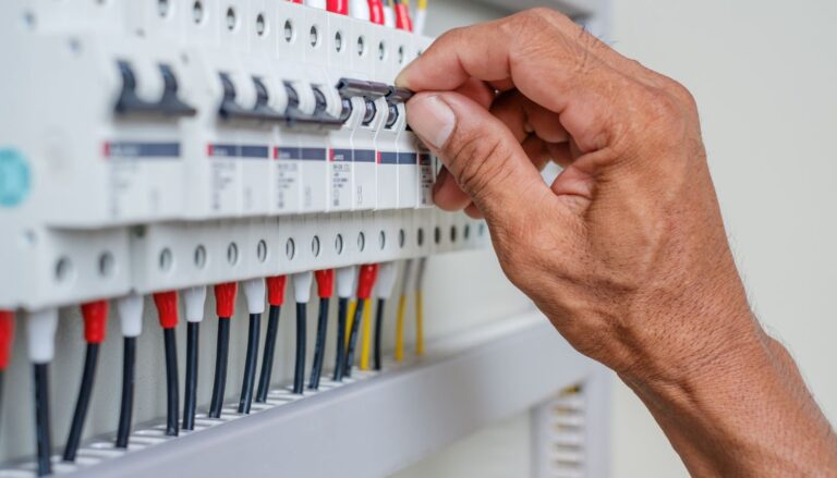 Understanding the U4 Error Code in Daikin VRV Systems – AirReps